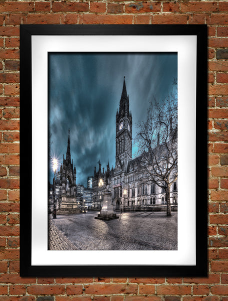 Albert Square & Town Hall – Uniquely Manchester